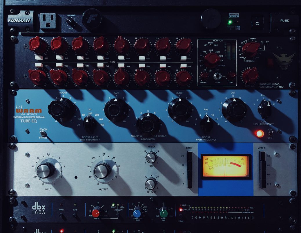 How to Rackmount Studio Gear - AudioGearz